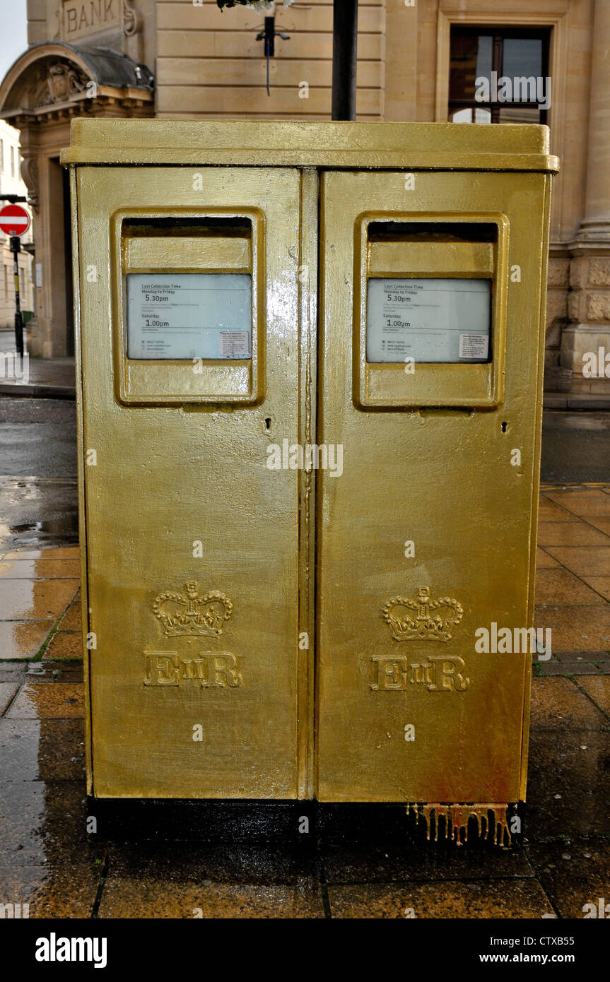 Royal Mail hastily gold painted post-box on Upper High Street ...