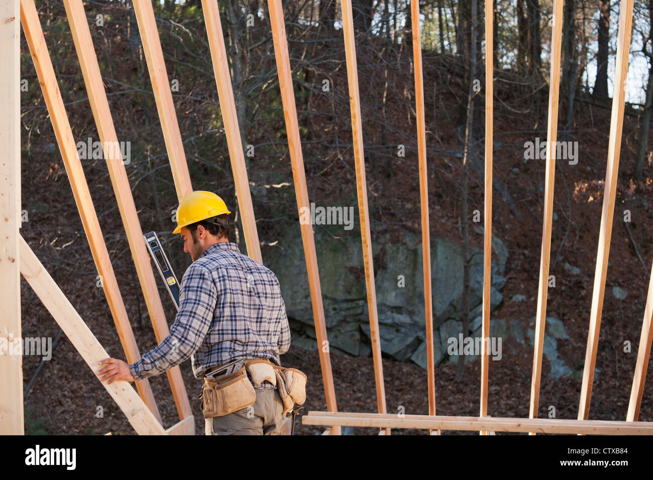 House framing hi-res stock photography and images - Alamy