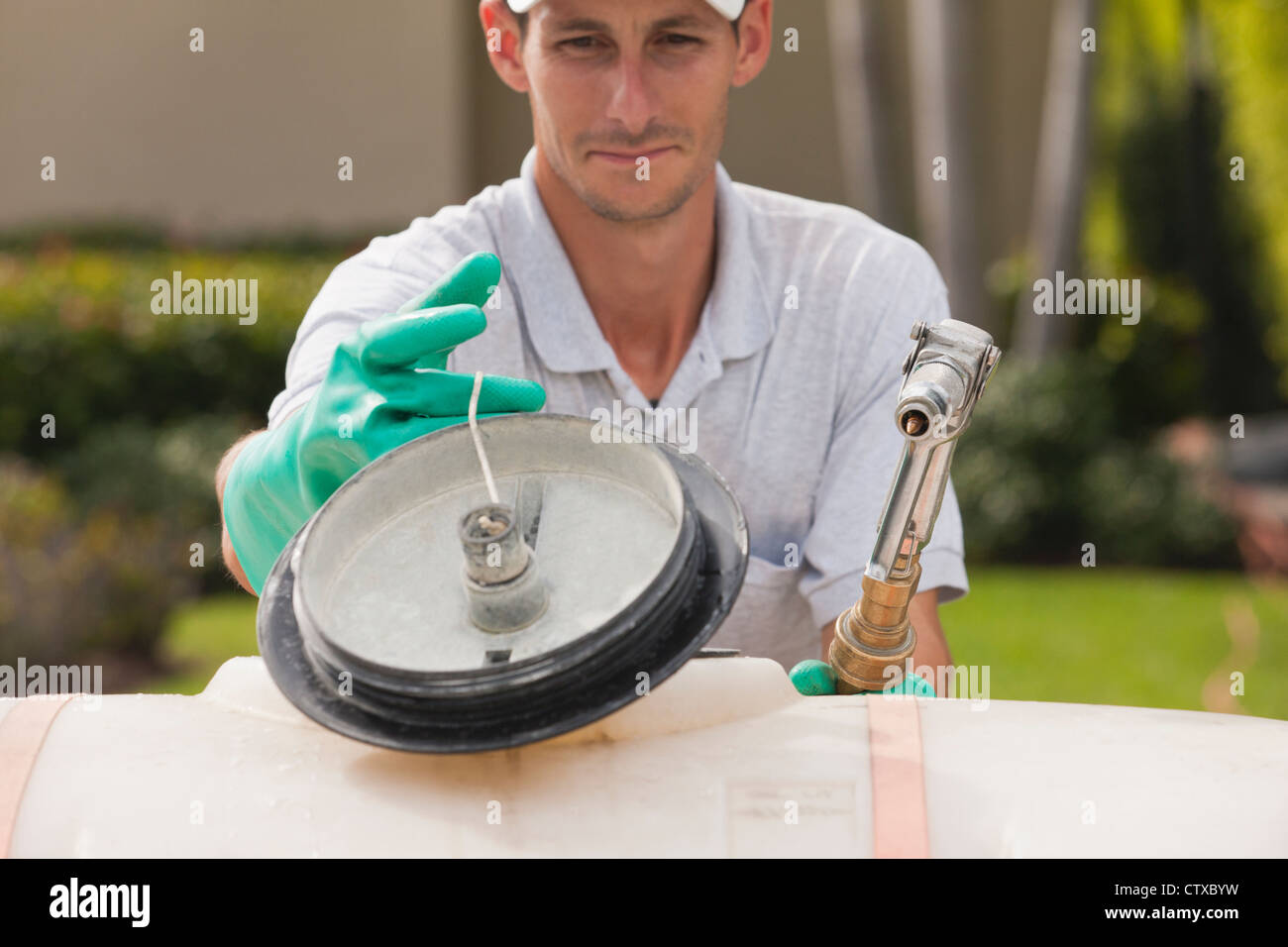 Service truck pest hi-res stock photography and images - Alamy
