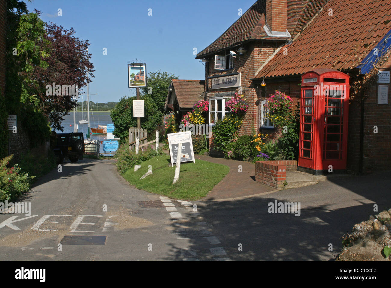Maybush Inn on the River Deben, at Waldringfield, one mile from The ...