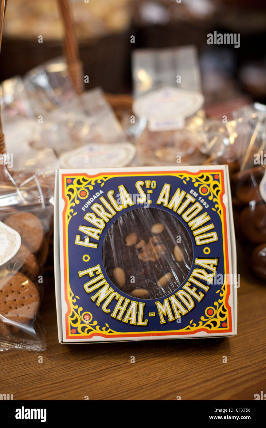 Madeira cake hi-res stock photography and images - Alamy