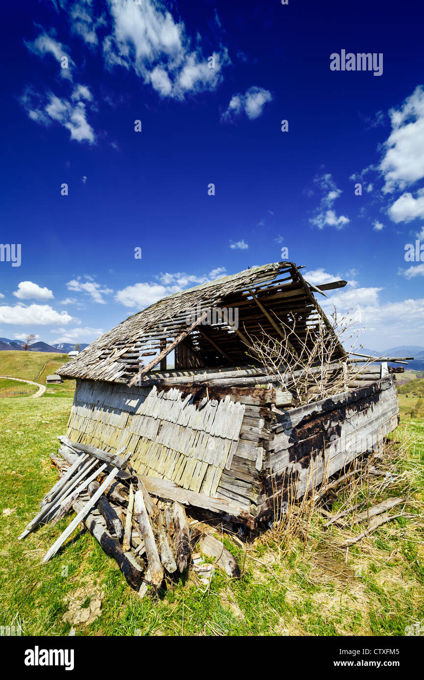 Scary shack hi-res stock photography and images - Alamy