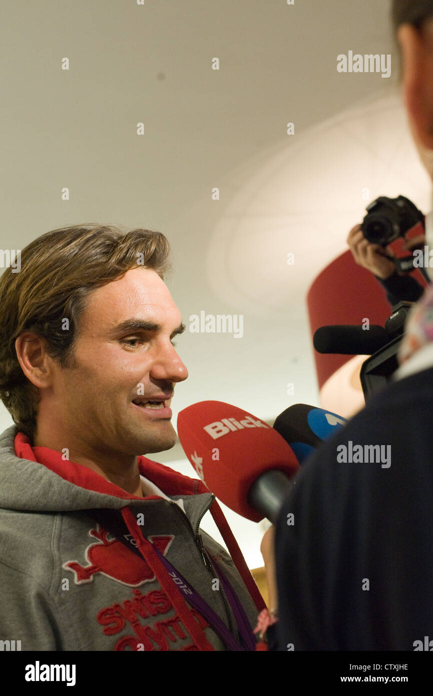 Tennis press conference hi-res stock photography and images - Alamy