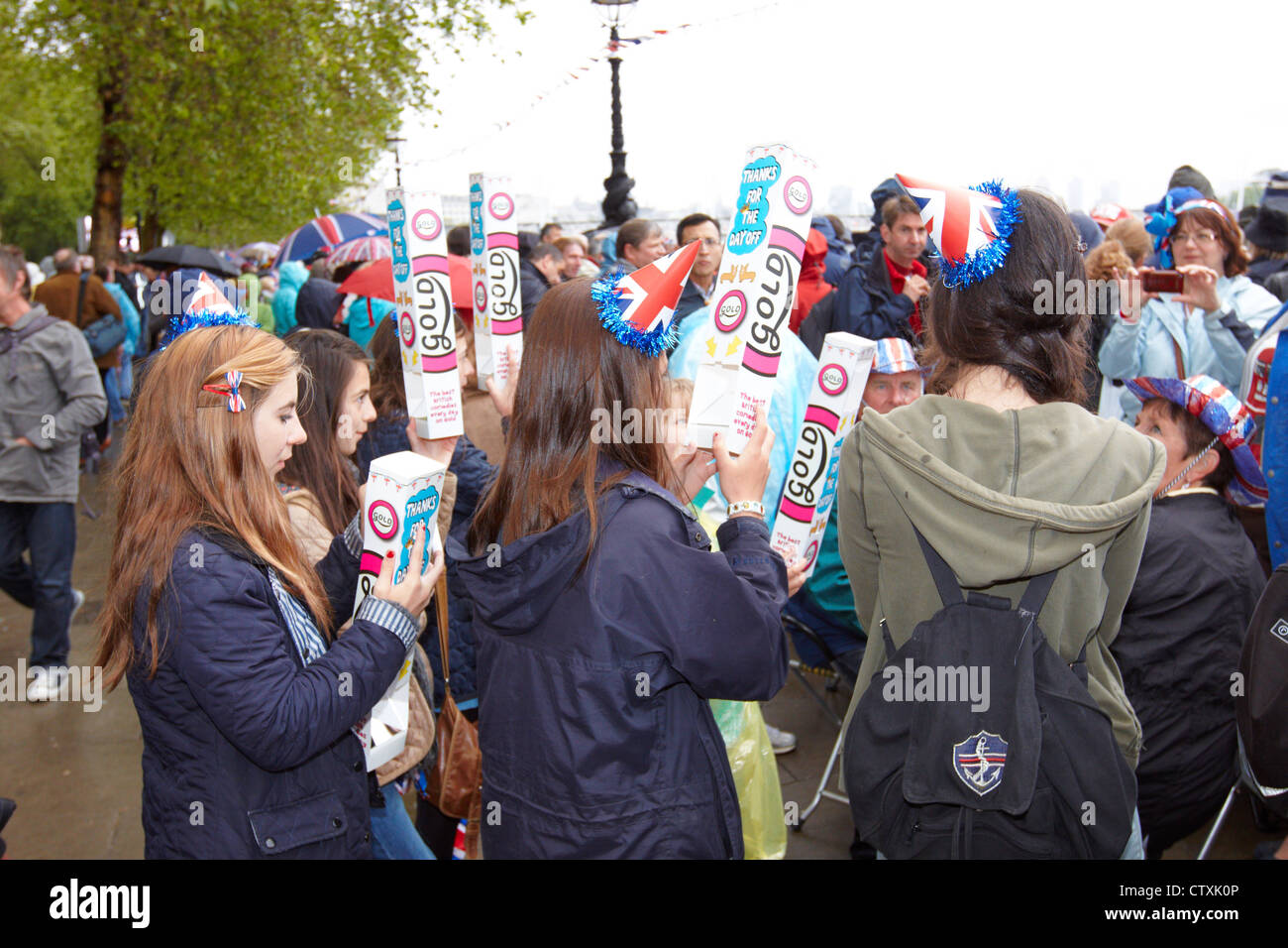 Periscopes hi-res stock photography and images - Alamy