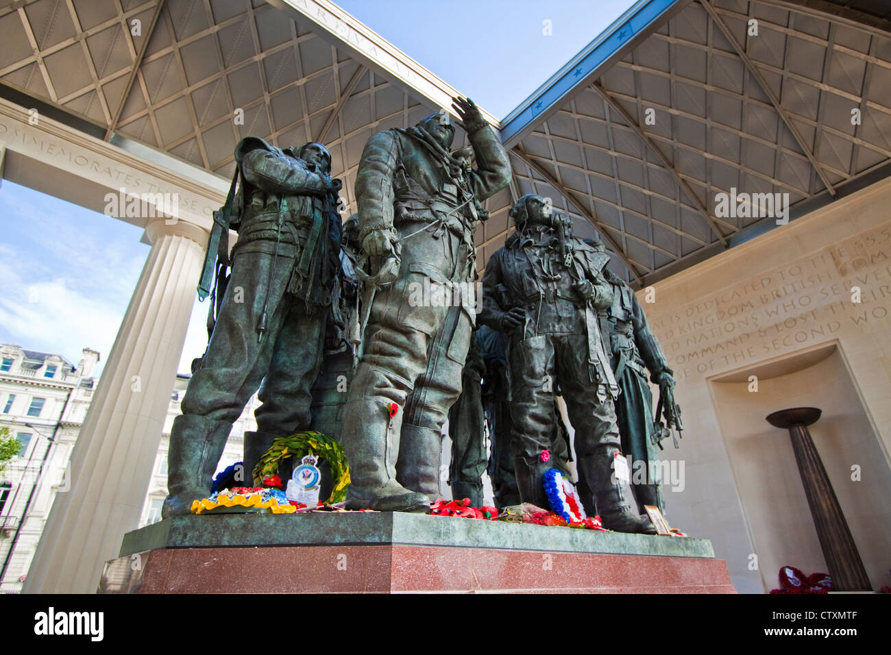 Bomber command memorial Stock Photo - Alamy