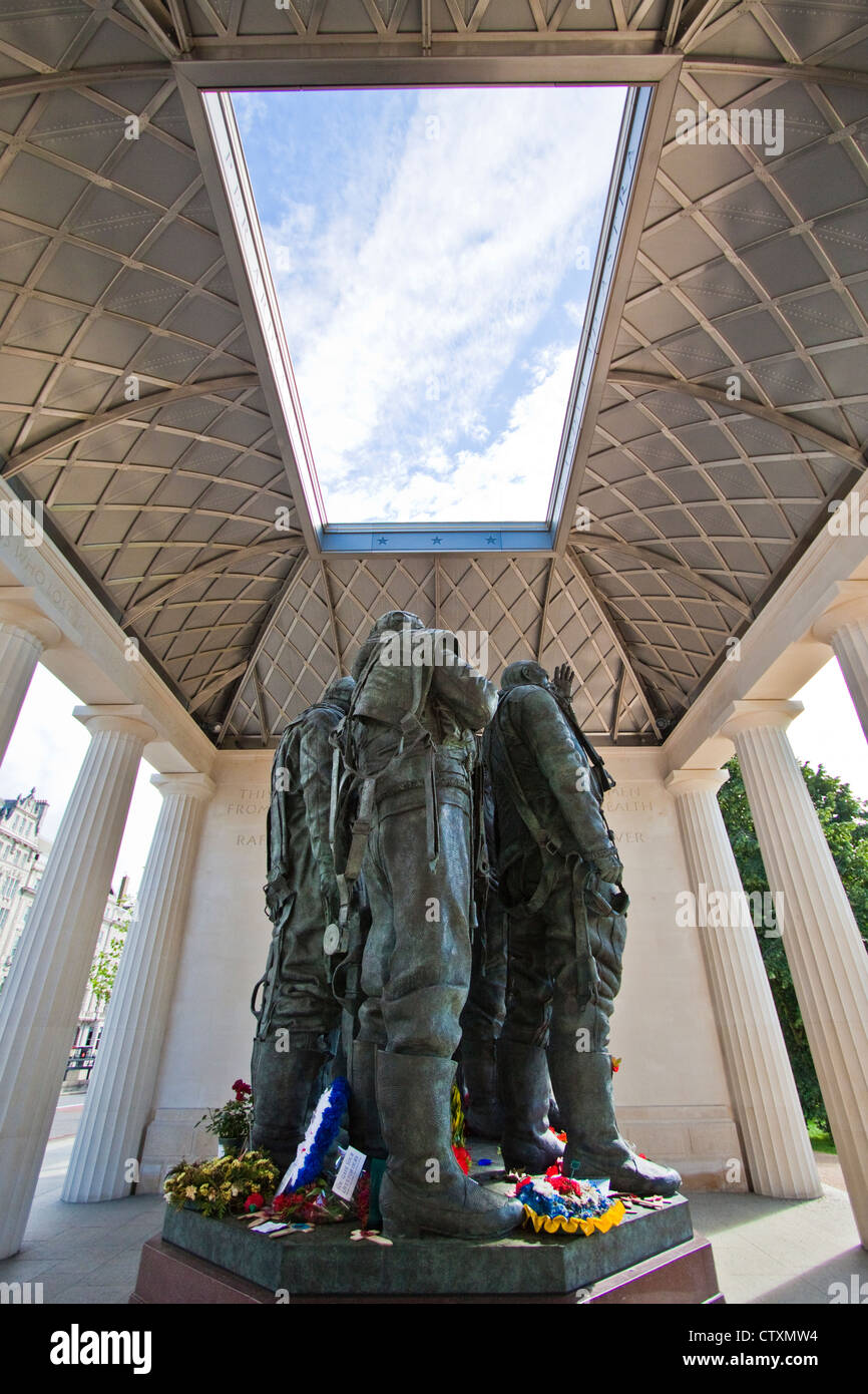 Bomber command memorial Stock Photo - Alamy