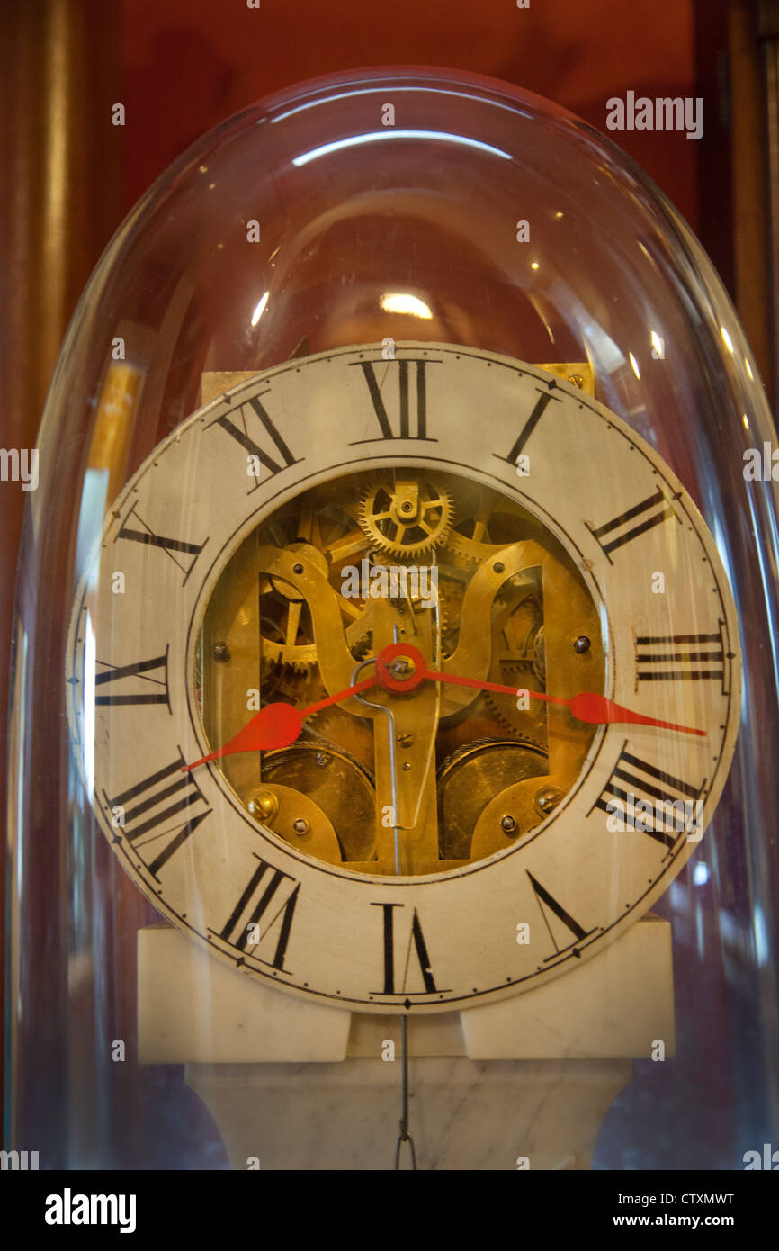 American clock and watch museum hi-res stock photography and images - Alamy