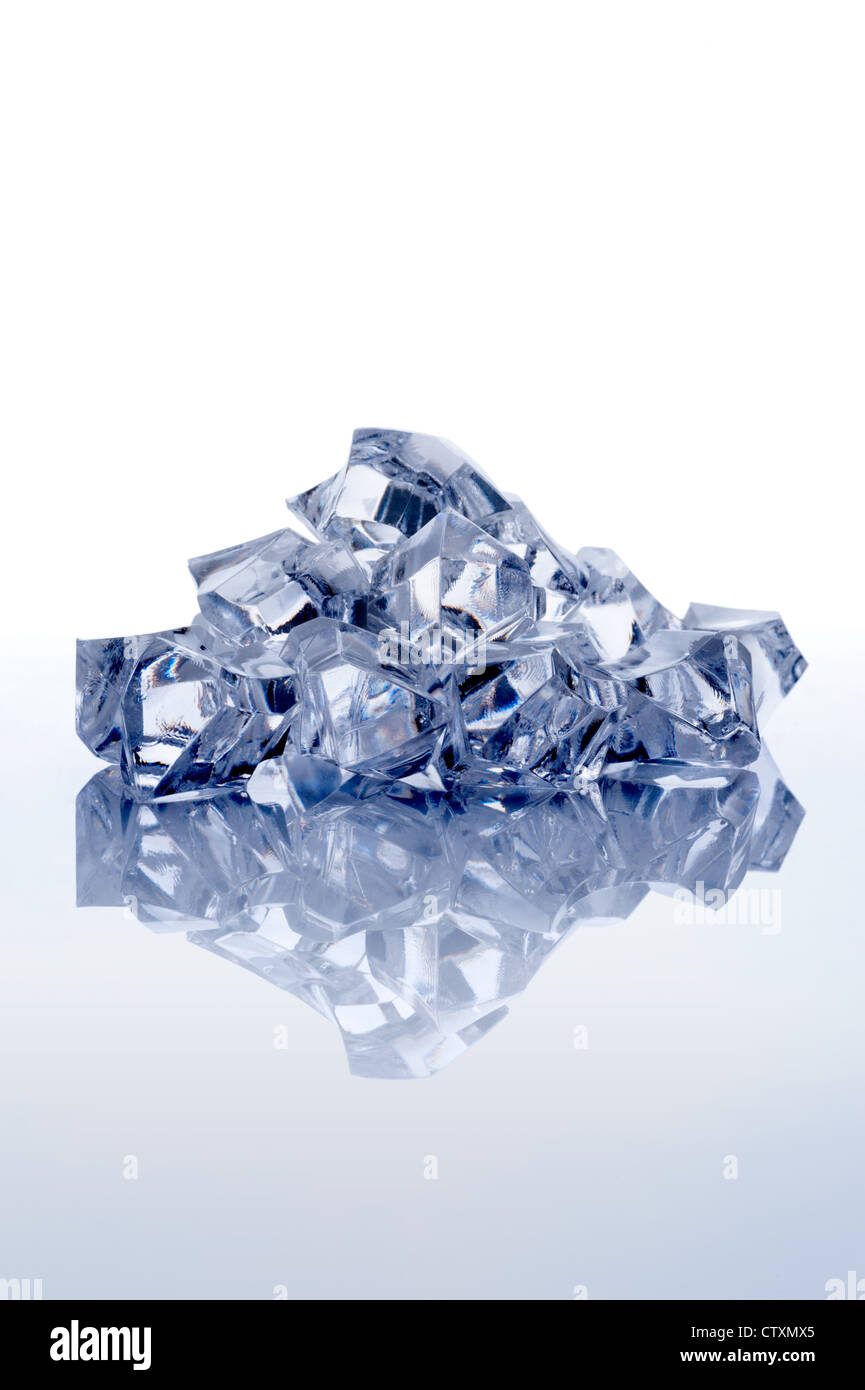 Small heap of crushed ice pieces Stock Photo - Alamy