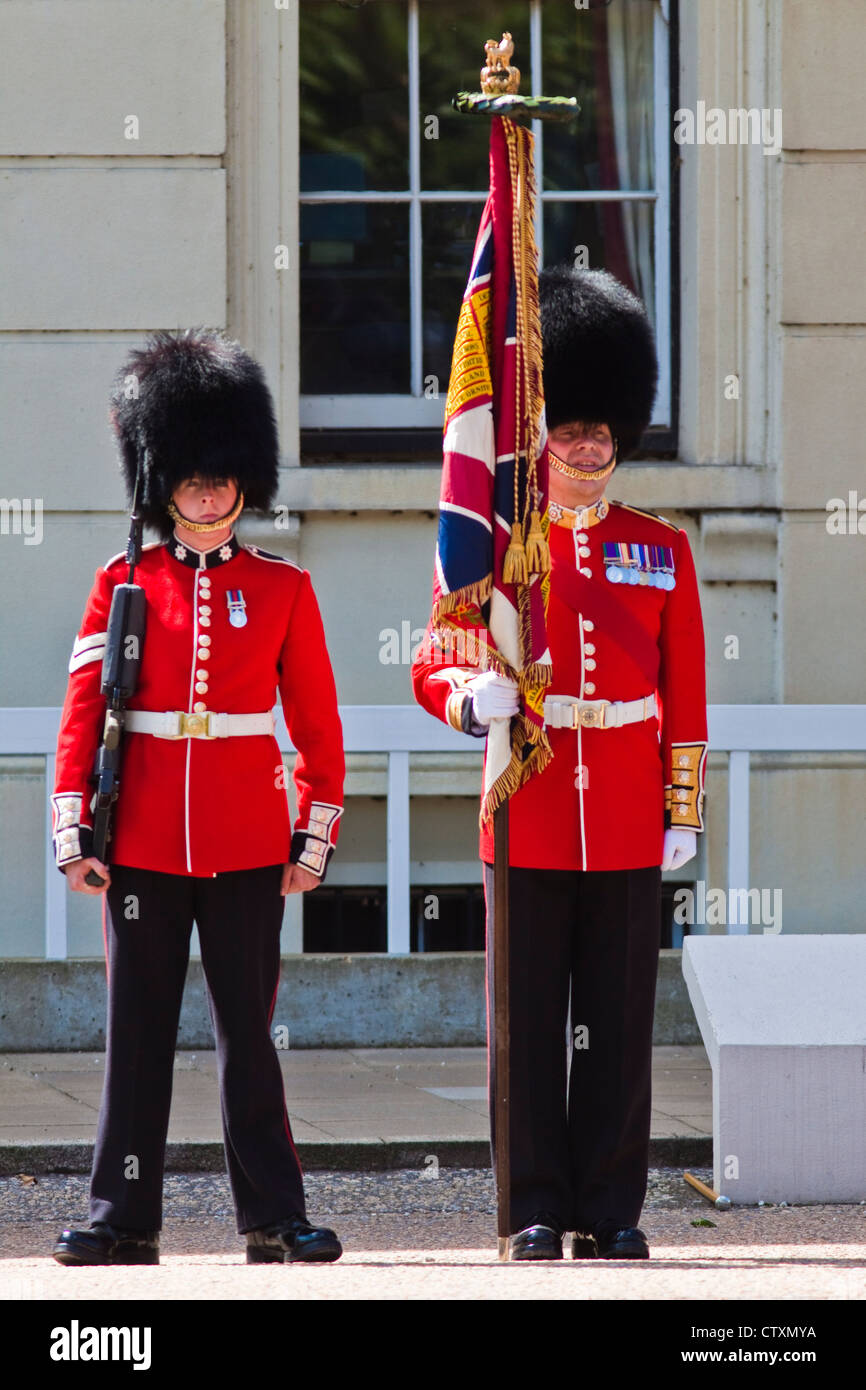 Colours coldstream guards hi-res stock photography and images - Alamy