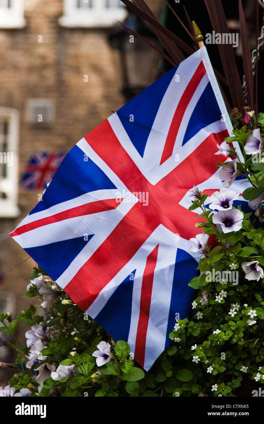 Union jack flag in flower basket Stock Photo - Alamy