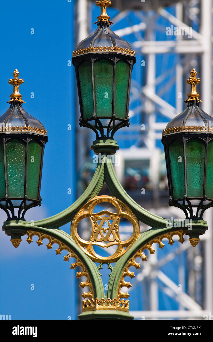 Bridge lamp hi-res stock photography and images - Alamy