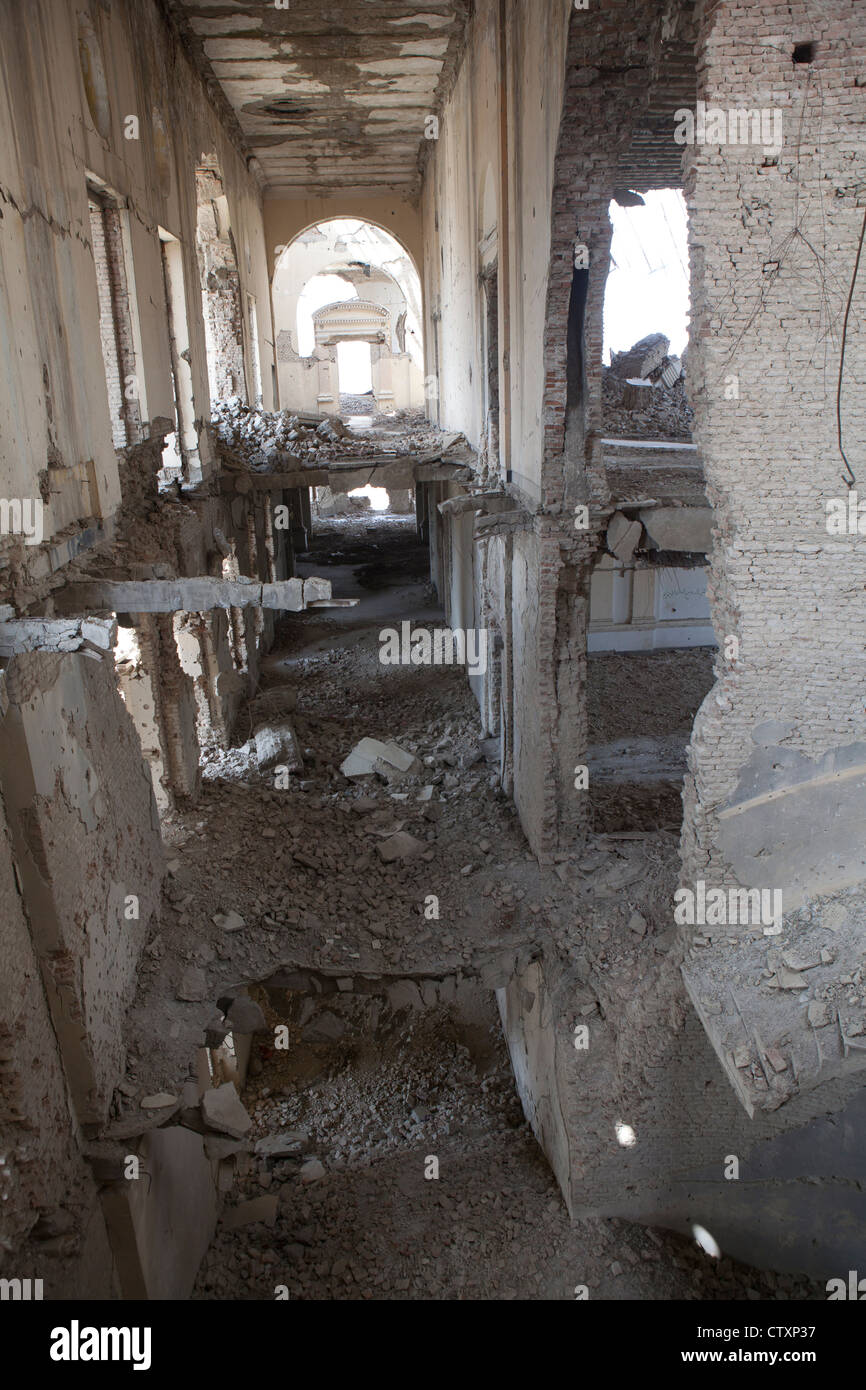 Destroyed palace hi-res stock photography and images - Alamy