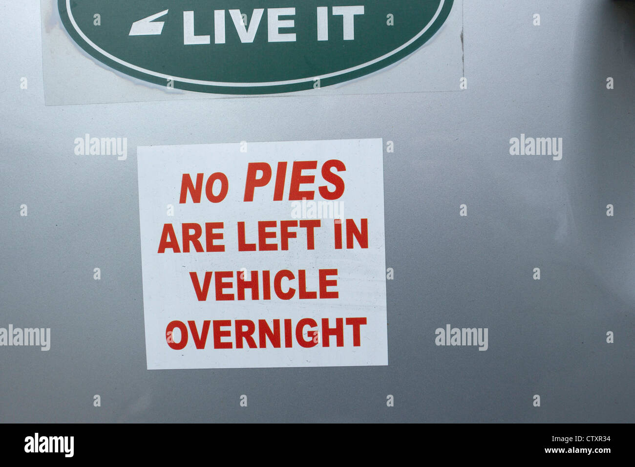 Pies sign hi-res stock photography and images - Alamy