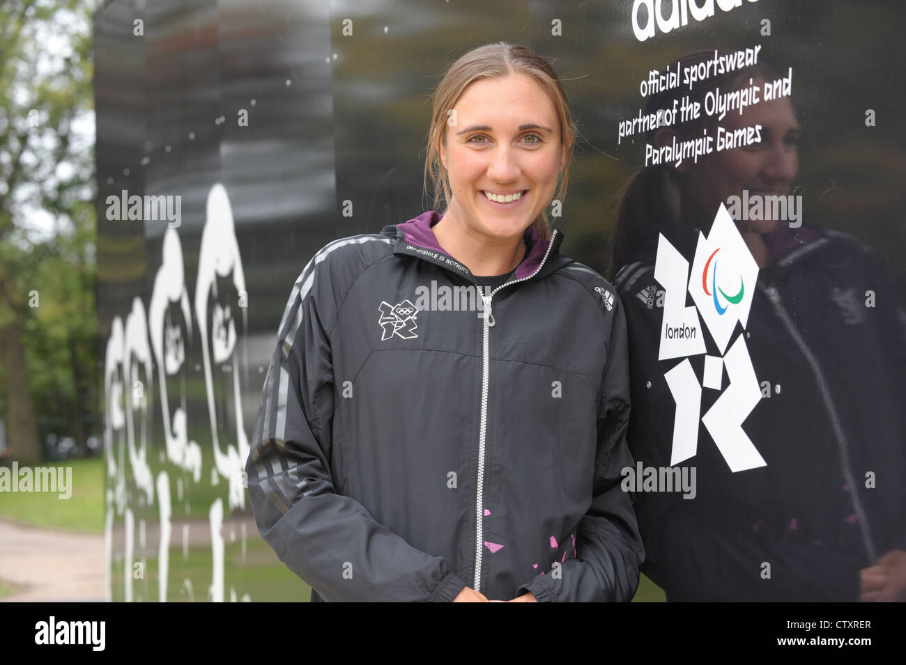 Lisa dobrovsky hi-res stock photography and images - Alamy