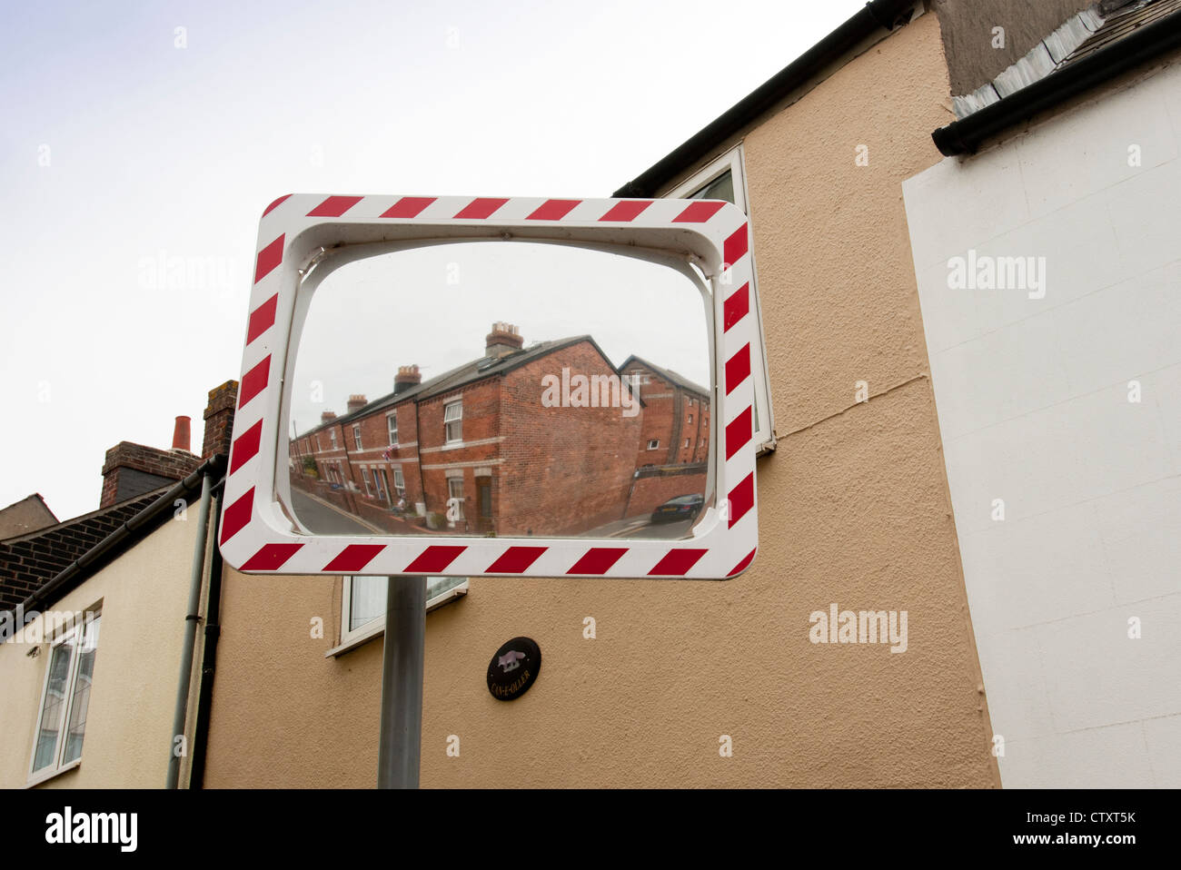 Corner mirror hi-res stock photography and images - Alamy
