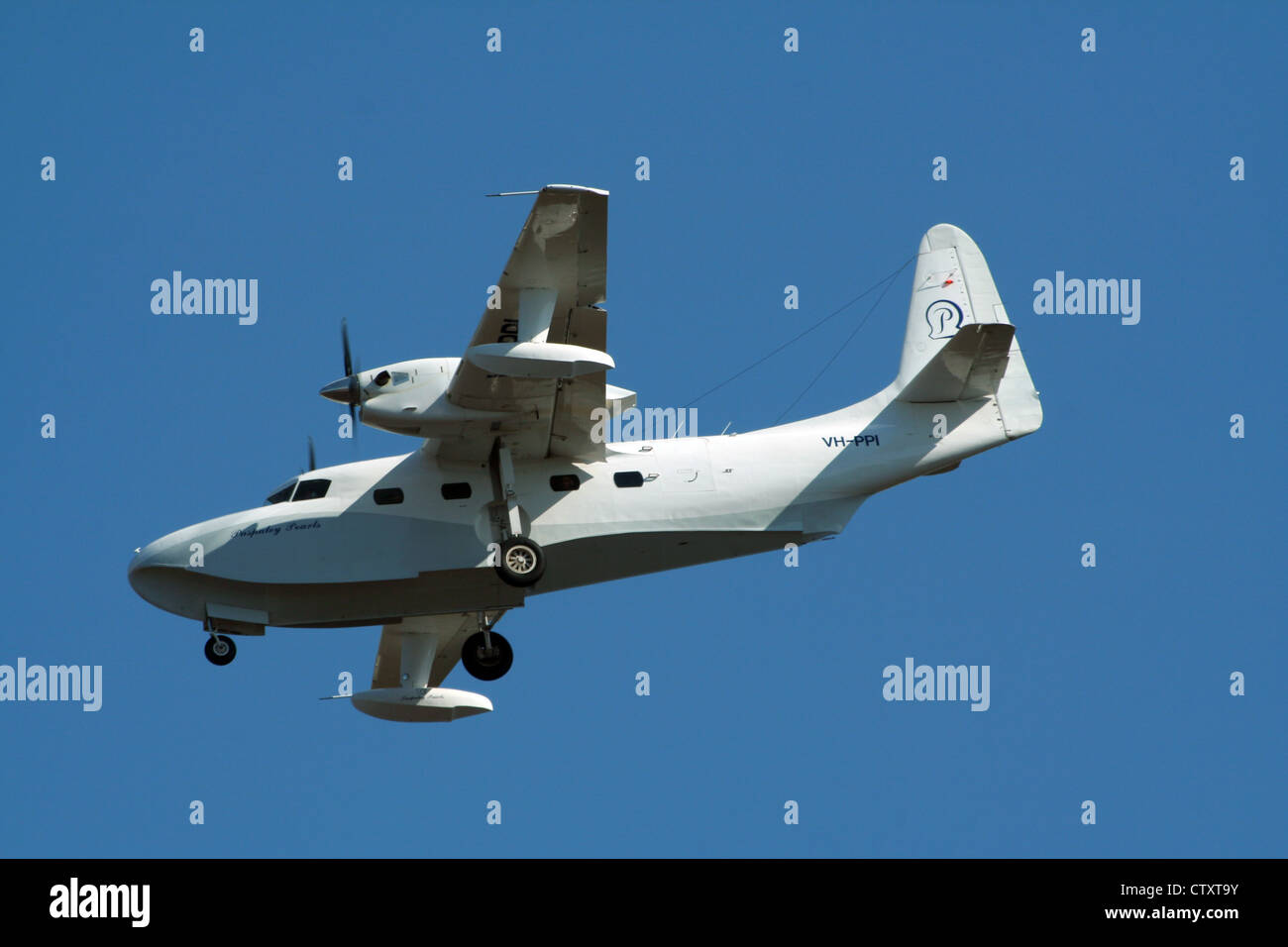 Paspaley Pearling Company Grumman G-73 Mallard seaplane landing at ...