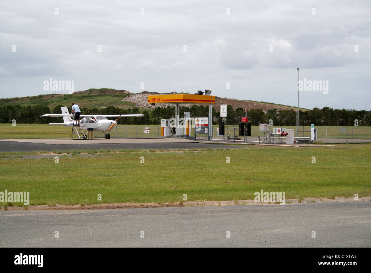 Plane shell hi-res stock photography and images - Alamy
