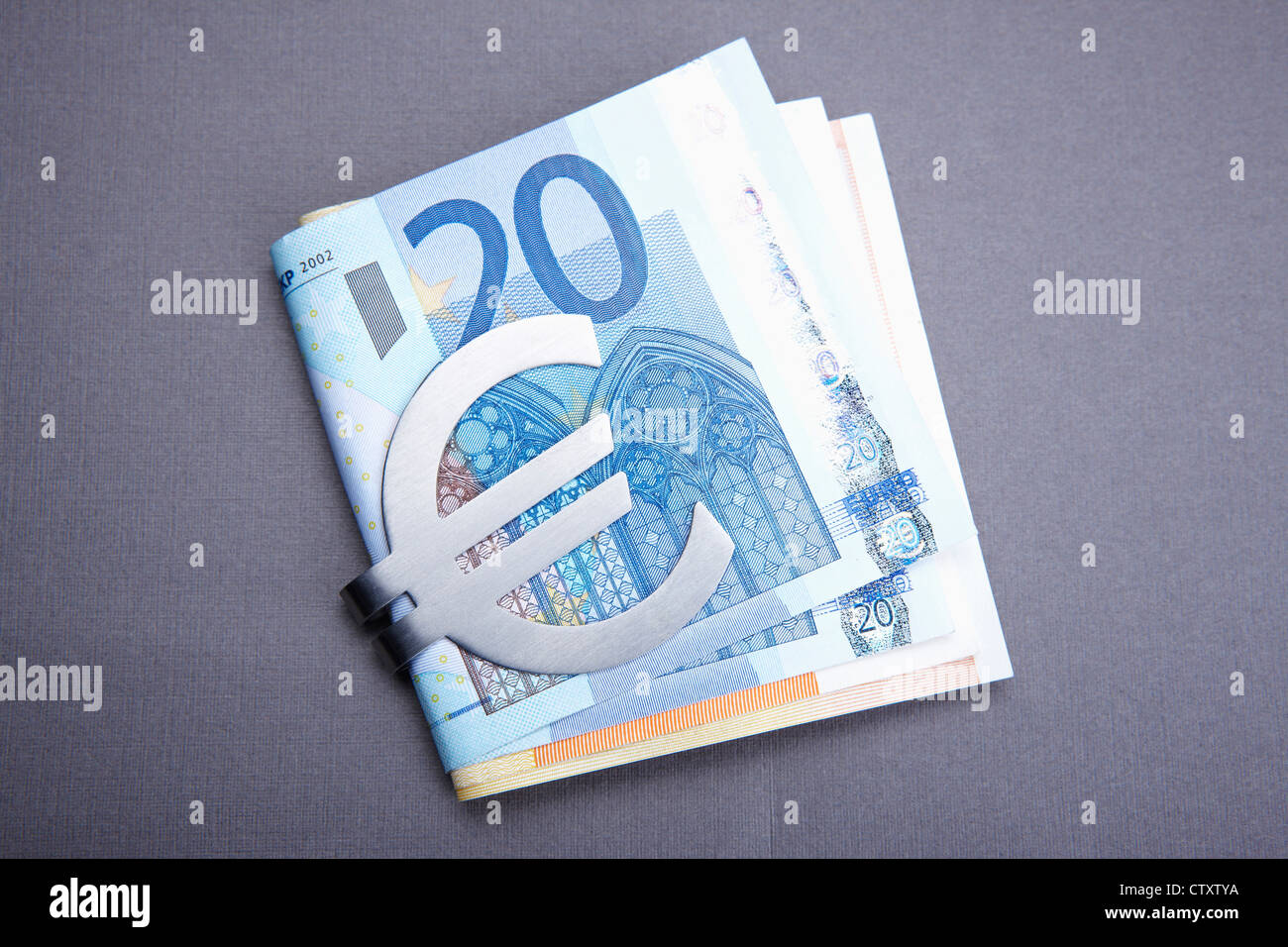 Bill of euro with euro clip Stock Photo - Alamy