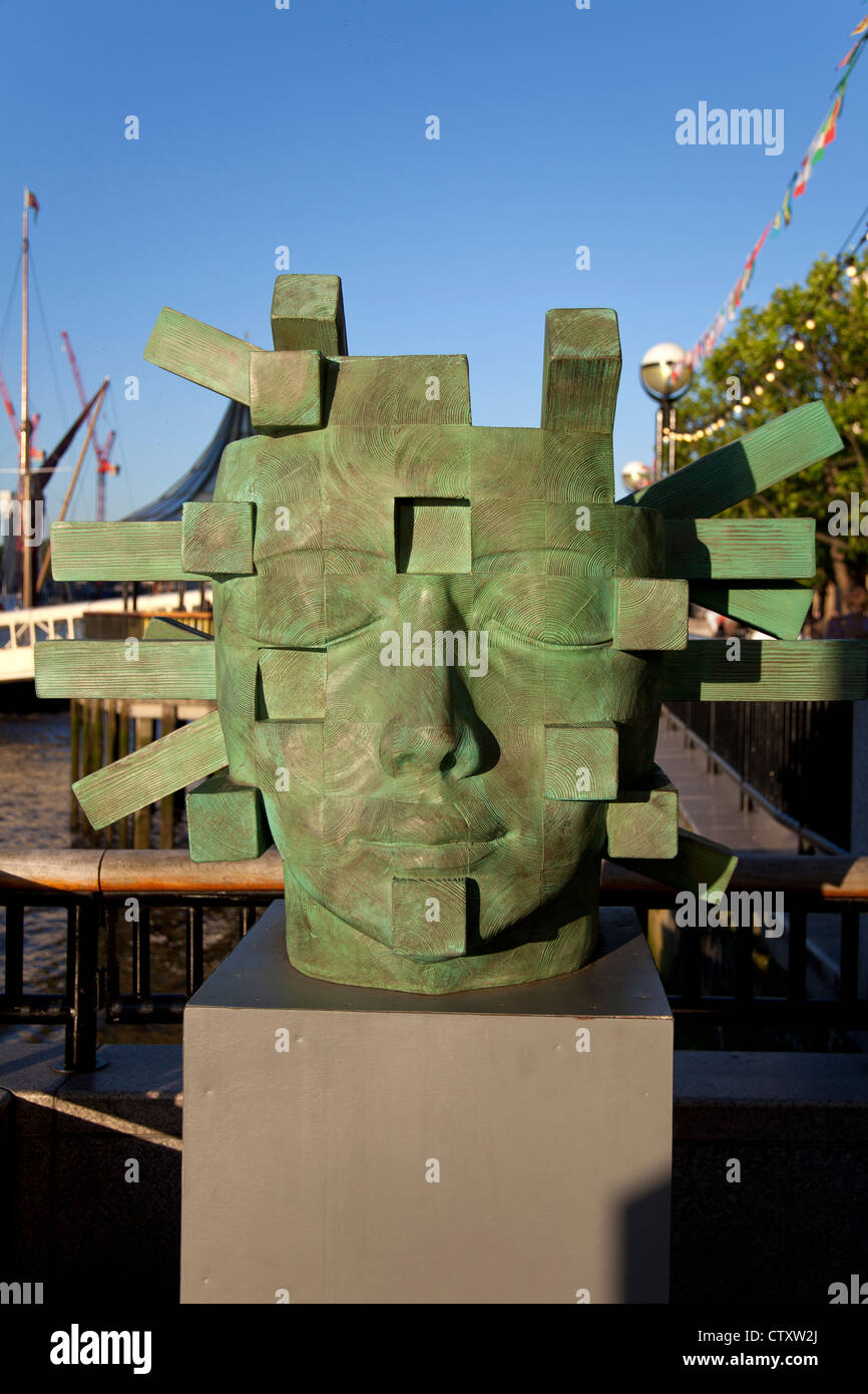 Wood Sculpture Geometric Stock Photos & Wood Sculpture Geometric Stock ...