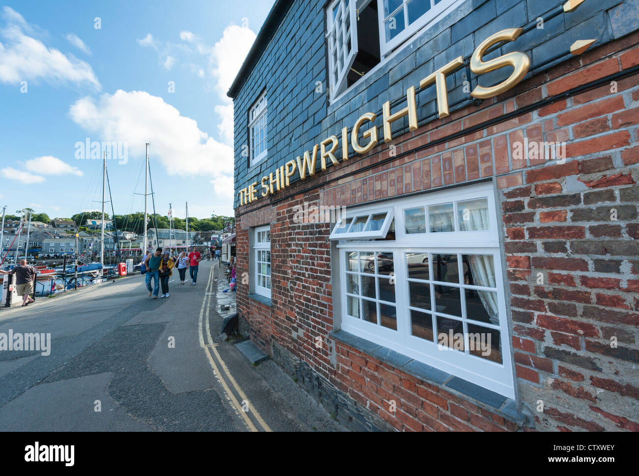 The Shipwrights Arms Pub Padstow north Cornwall UK Stock Photo - Alamy