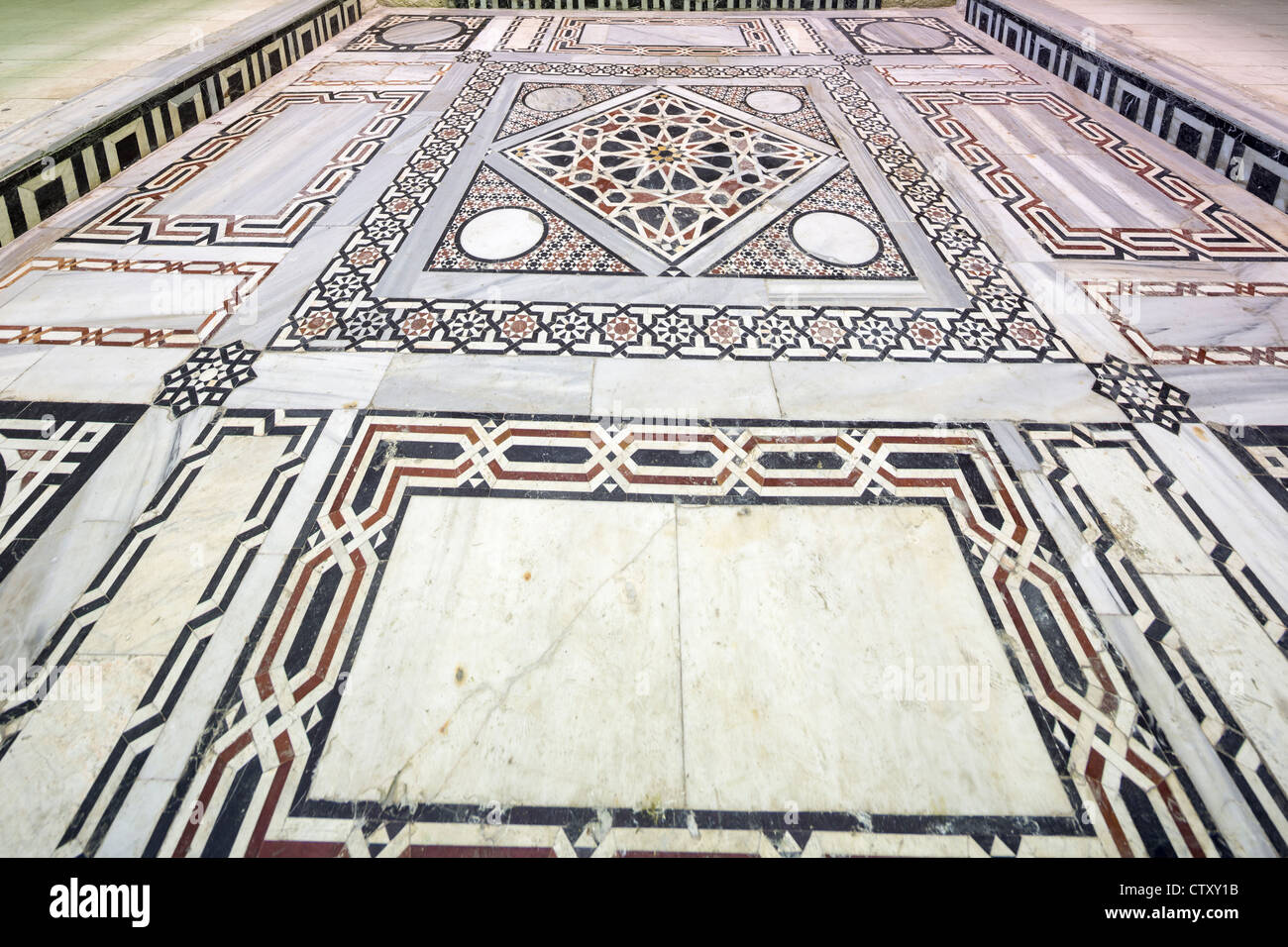 Inside qaitbay citadel hi-res stock photography and images - Alamy