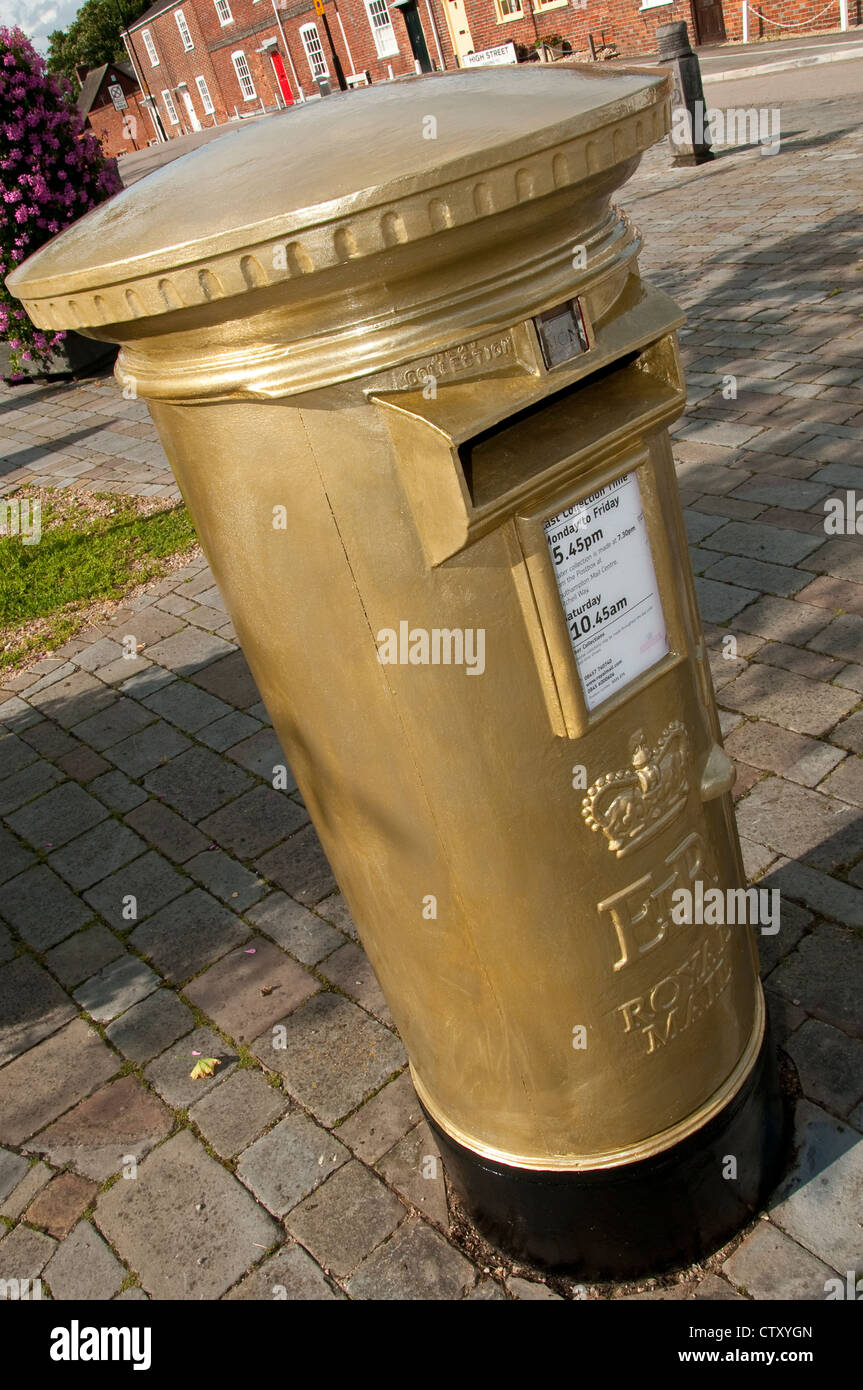 Gold Post Box In Hamble Hampshire to celebrate Dani King winning a Gold ...