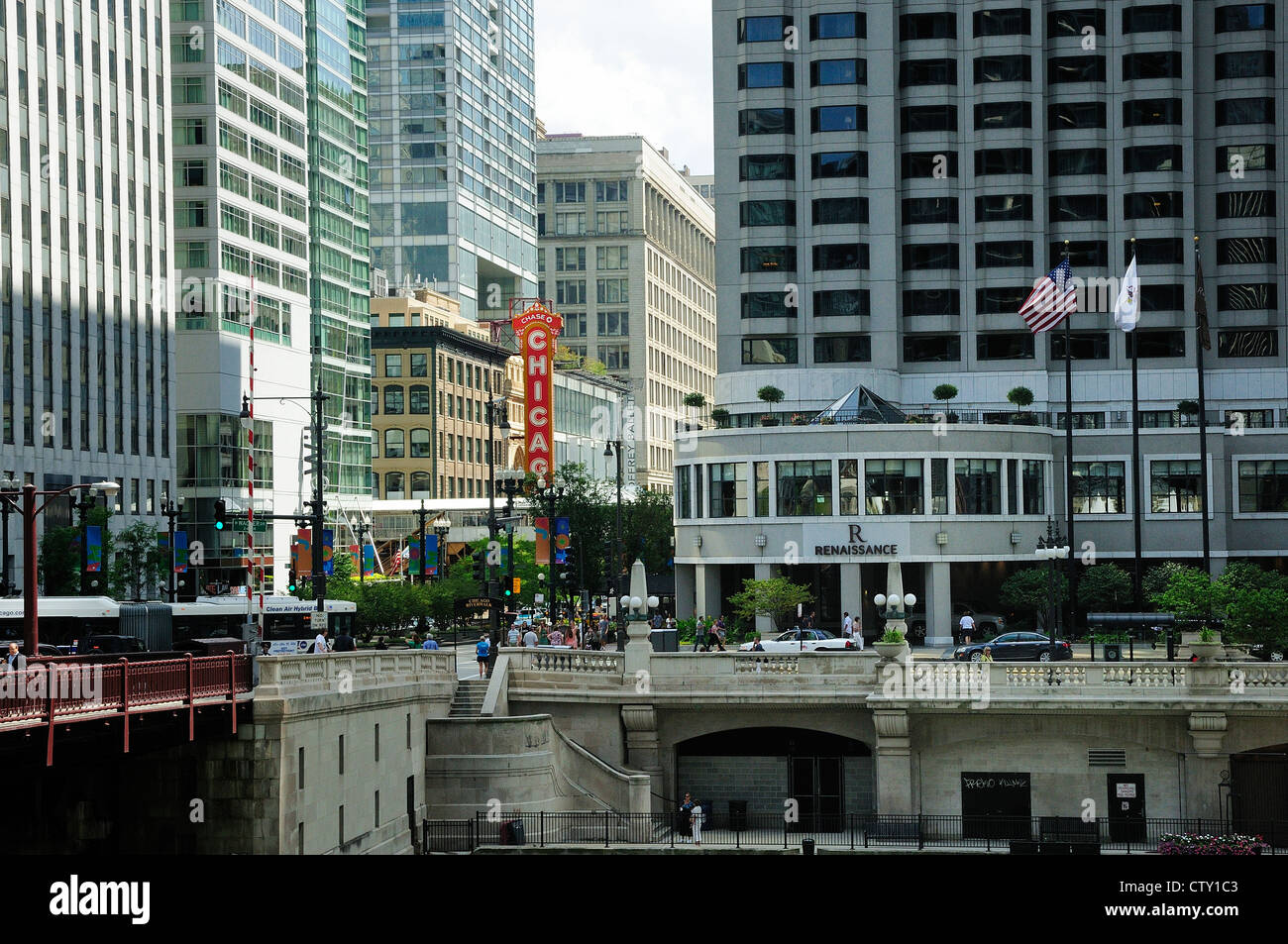 State street bridge chicago hi-res stock photography and images - Alamy