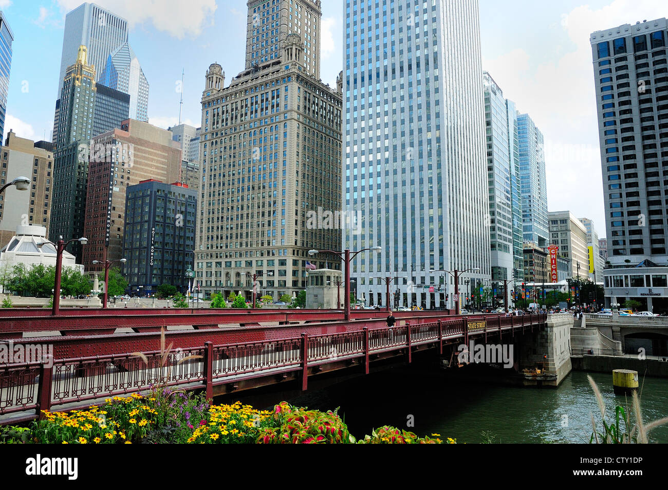 State Street Bridge over the Chicago River Stock Photo - Alamy
