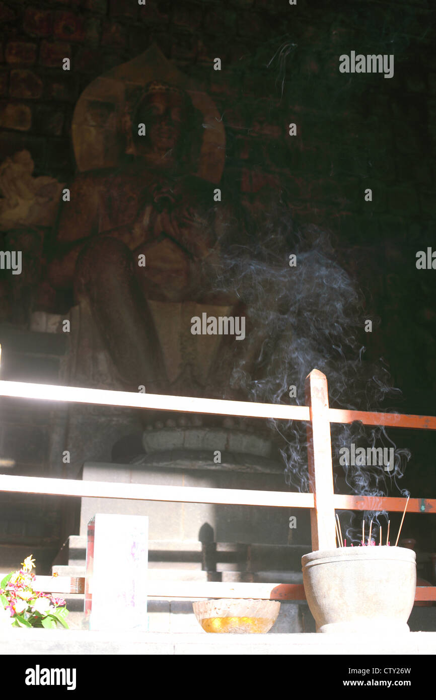 Inside borobudur temple hi-res stock photography and images - Alamy