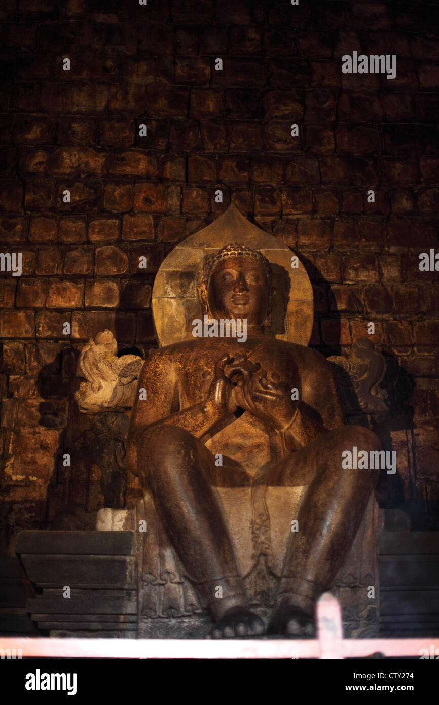 Inside borobudur temple hi-res stock photography and images - Alamy