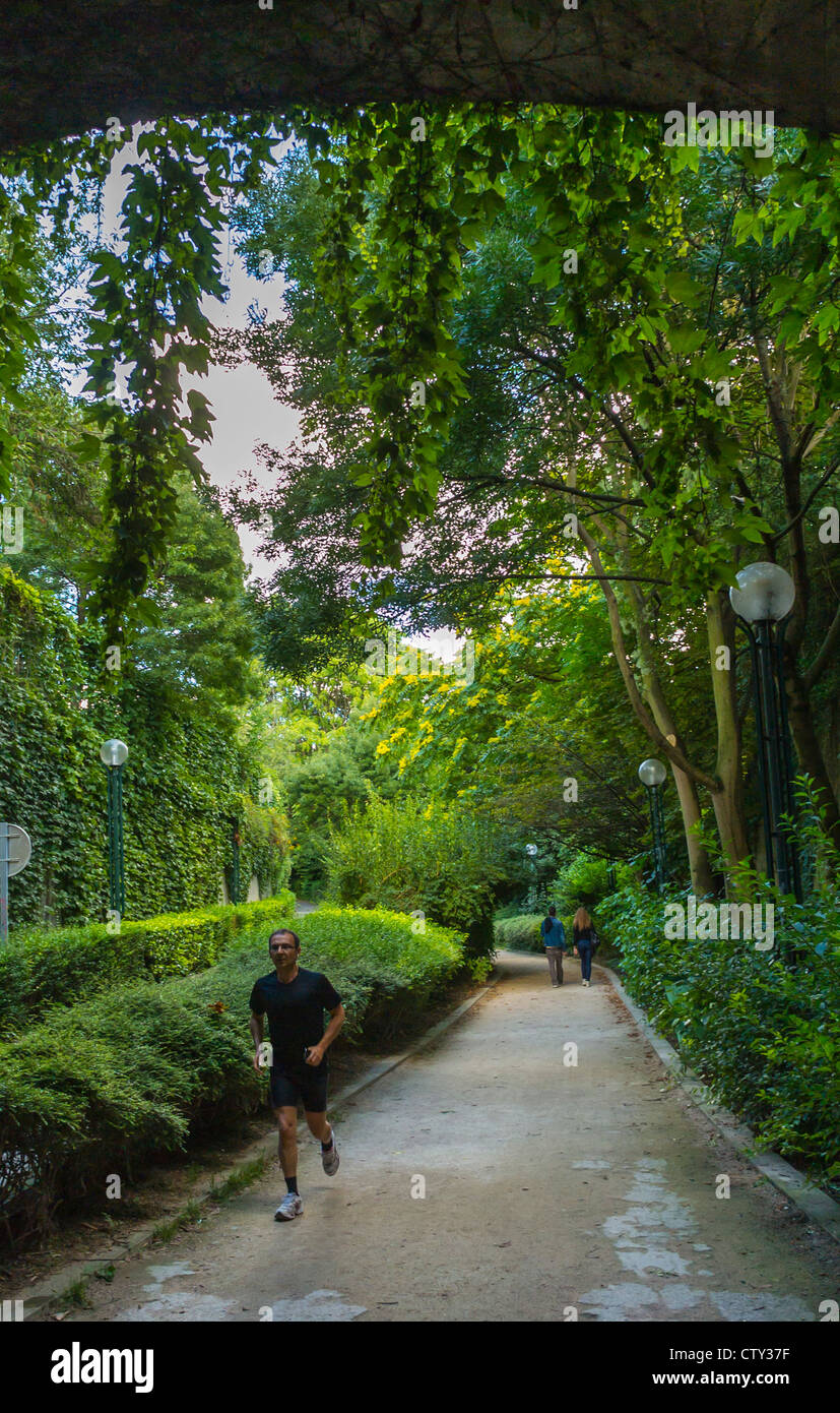 Jogging Paris Park High Resolution Stock Photography and Images - Alamy