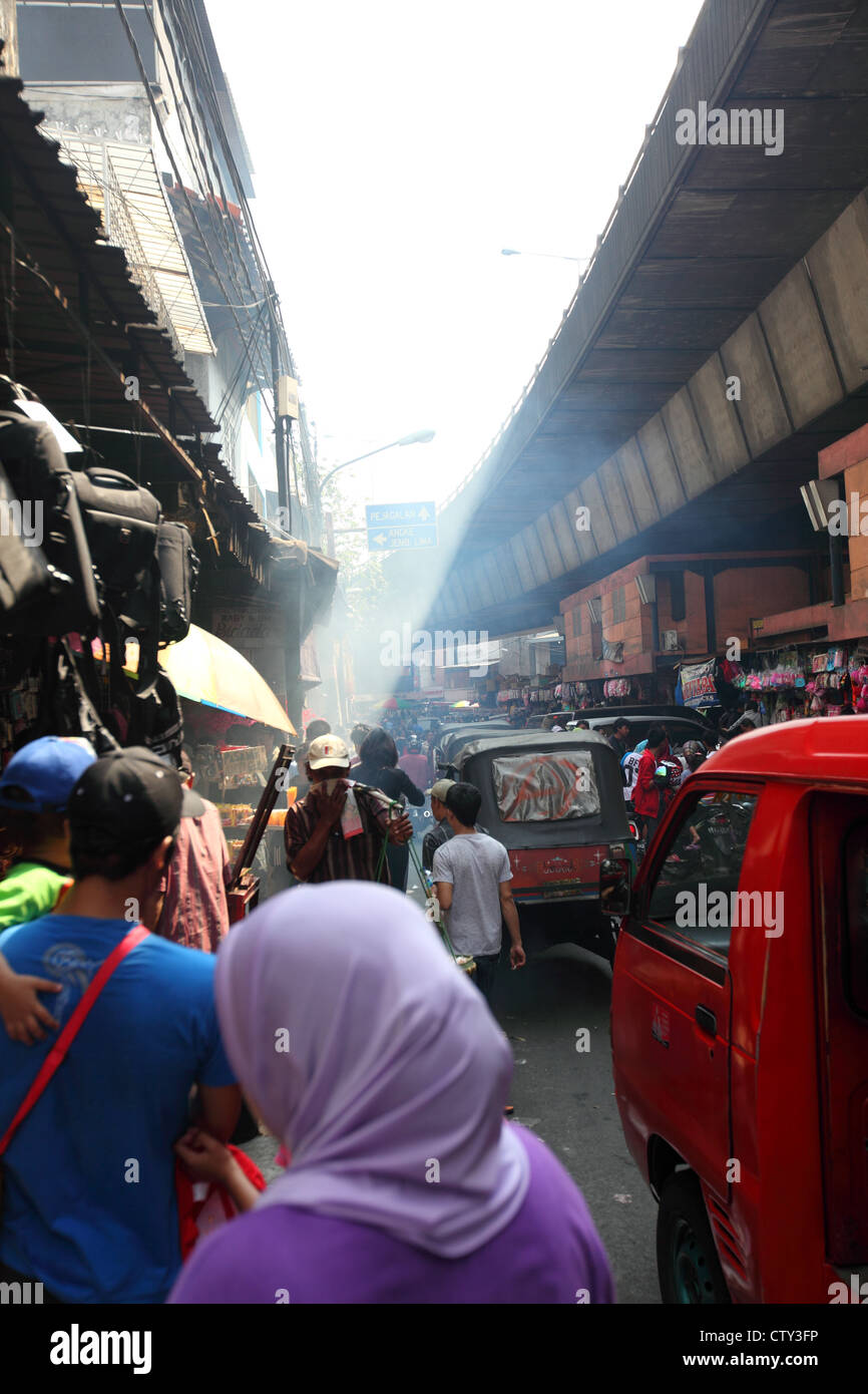 Jalan pasar indonesia hi-res stock photography and images - Alamy
