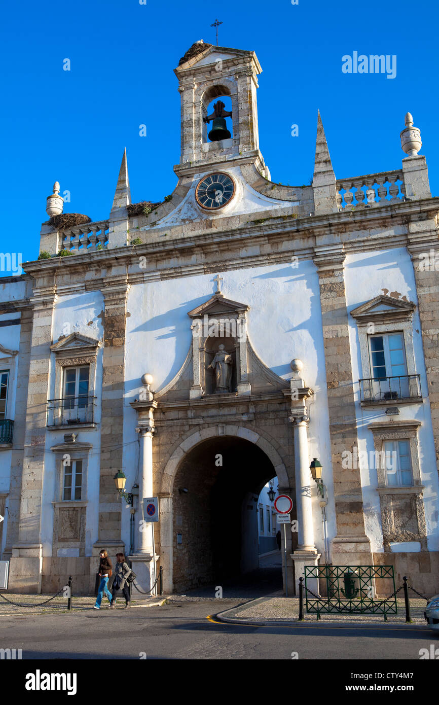 The algarve faro people hi-res stock photography and images - Alamy