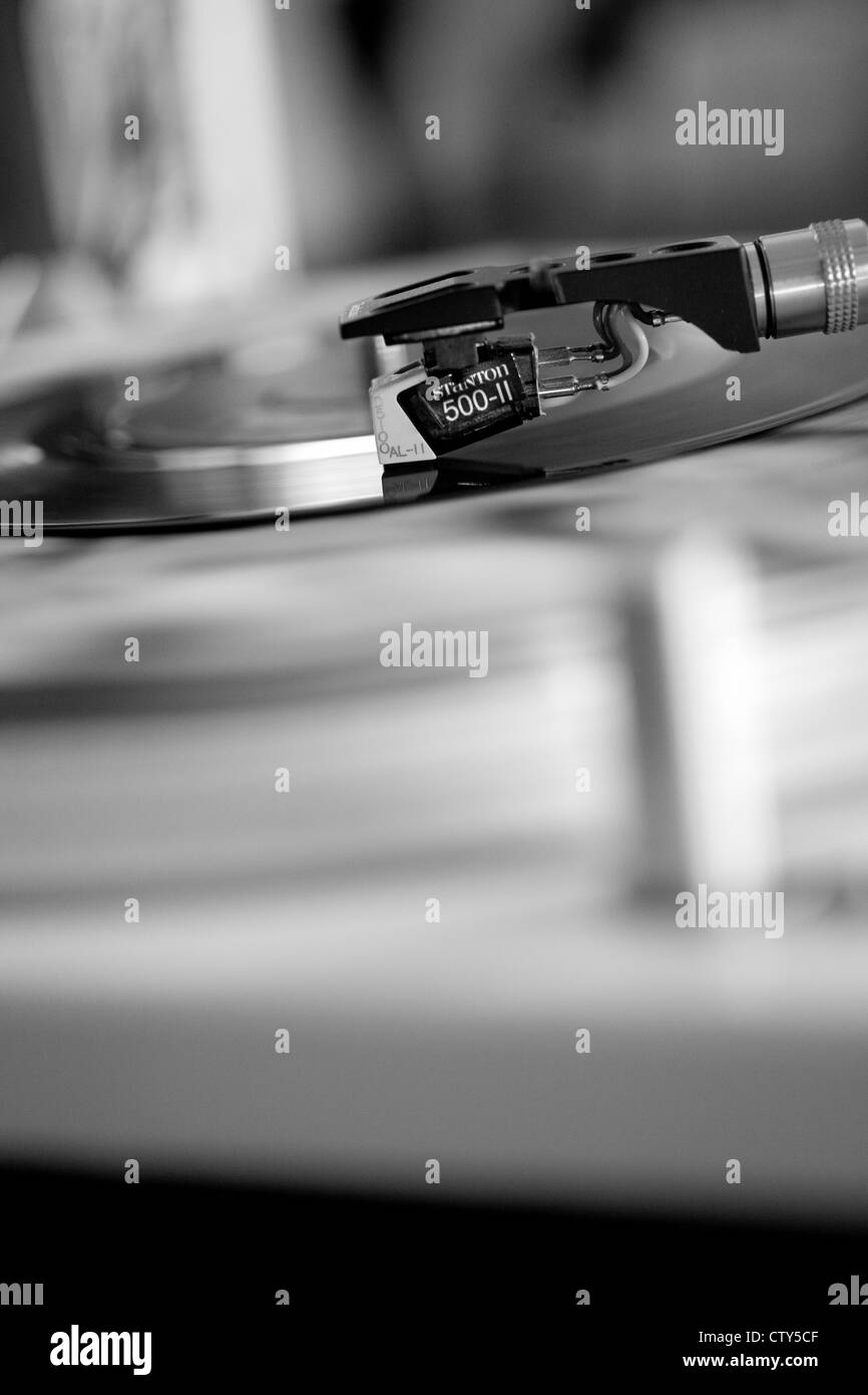 Vinyl needle stylus on hi-res stock photography and images - Alamy