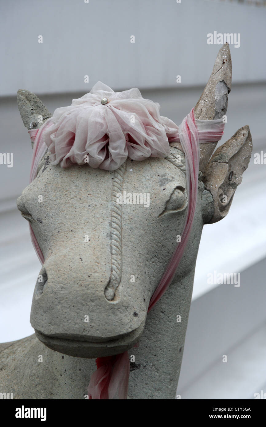 Cow statue hi-res stock photography and images - Alamy