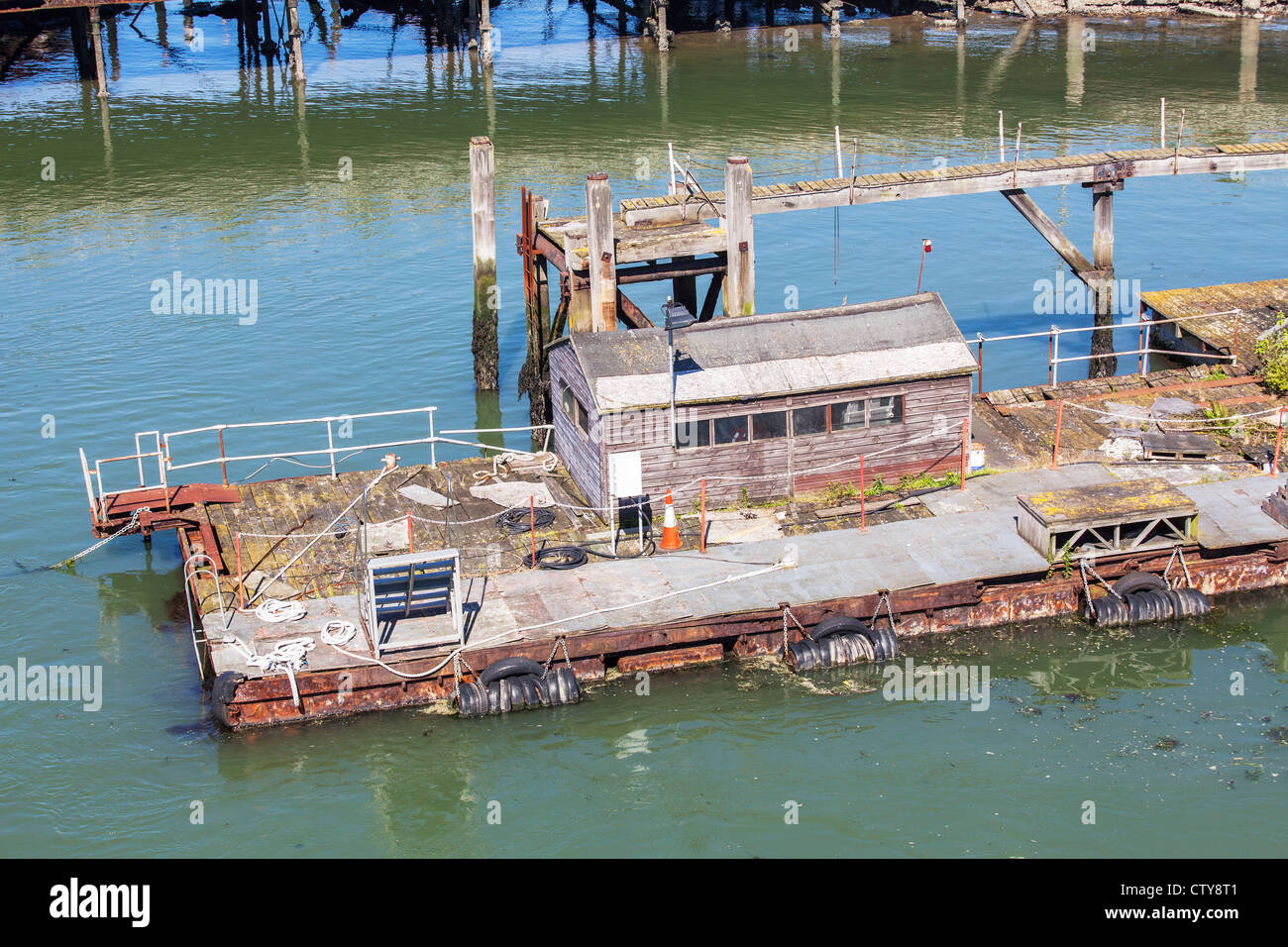 Pontoon and shed at Southampton Docks, Hampshire, England, UK Stock ...