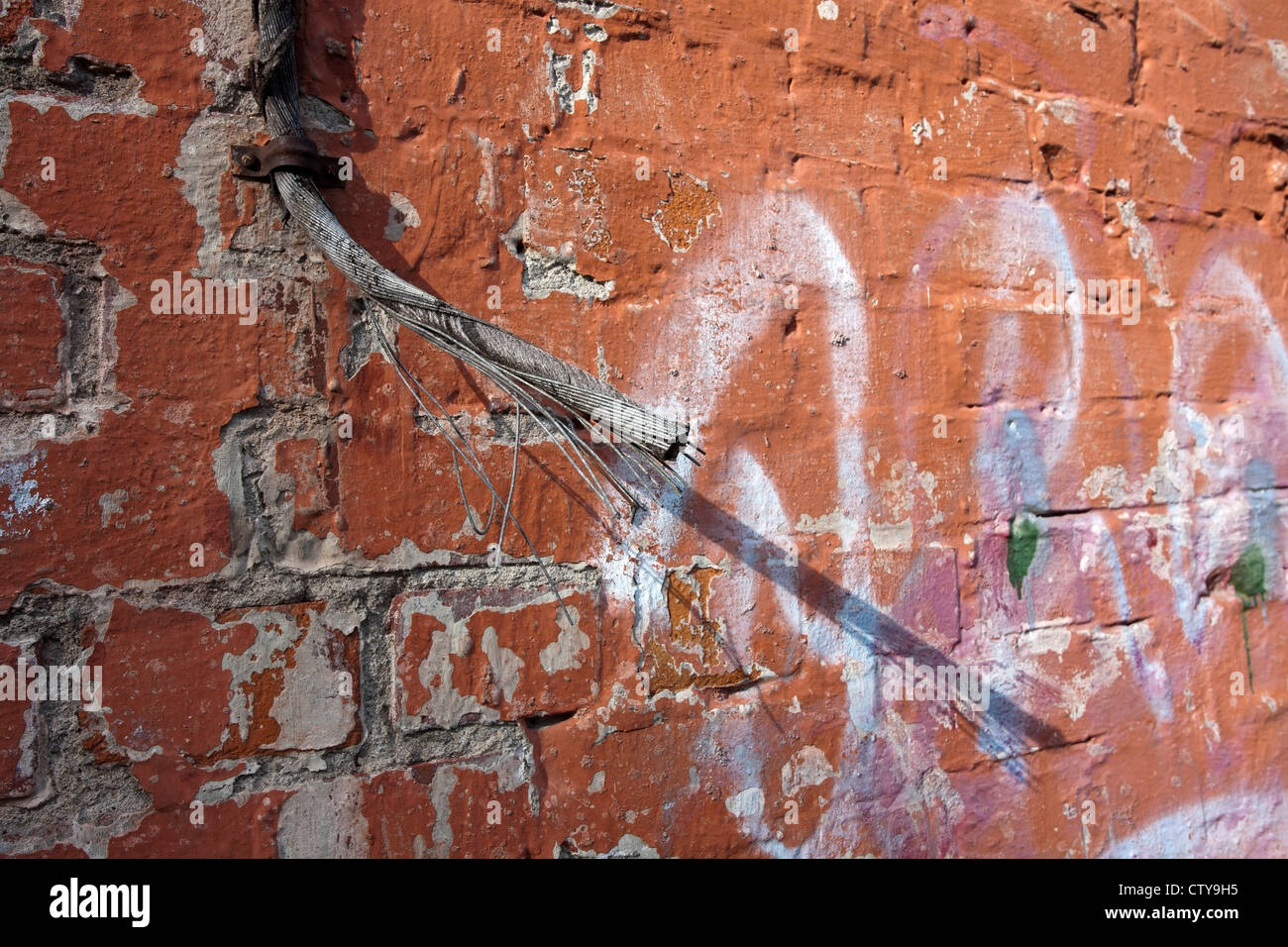 Wire cut bricks hi-res stock photography and images - Alamy