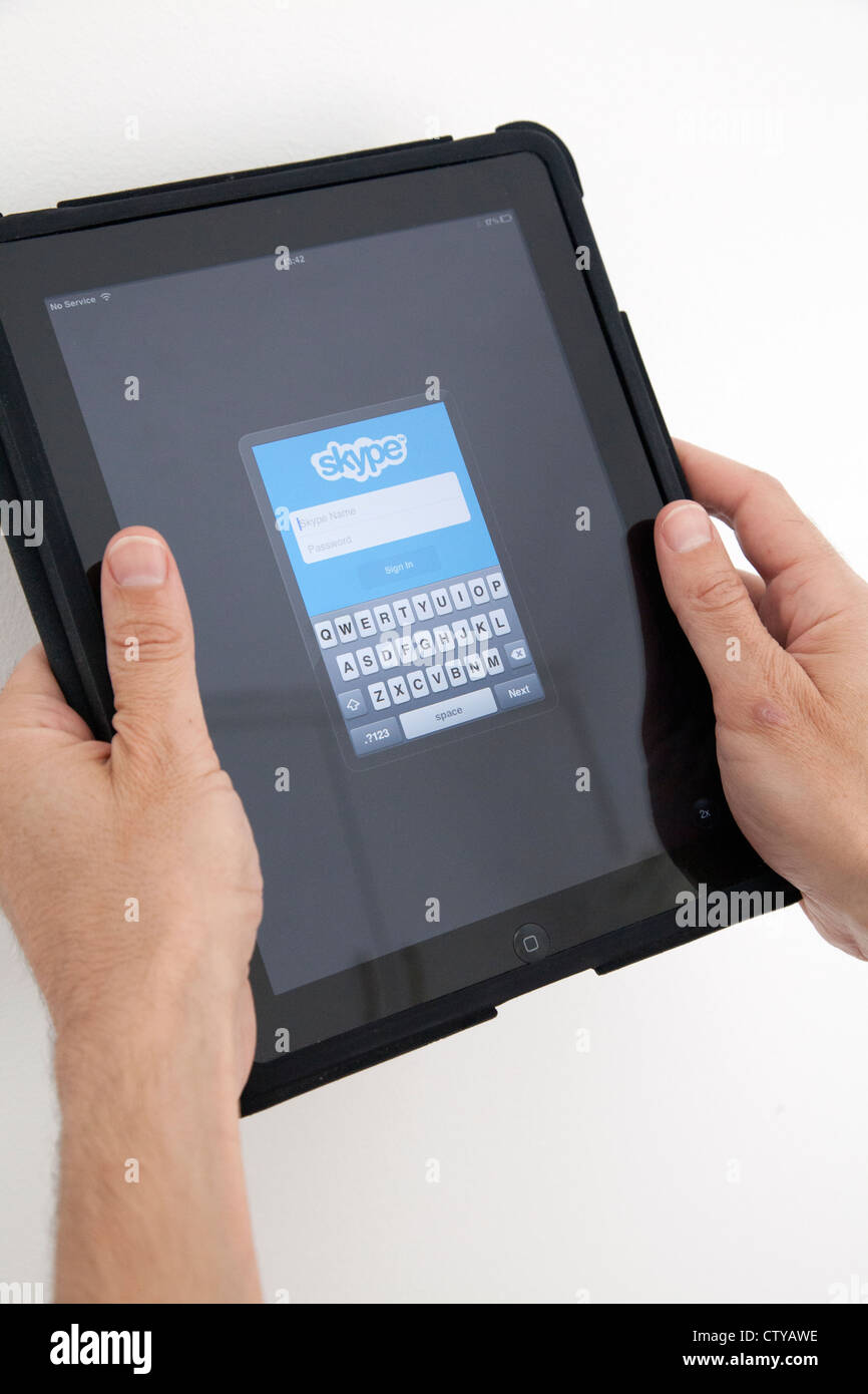 Ipad login screen hi-res stock photography and images - Alamy