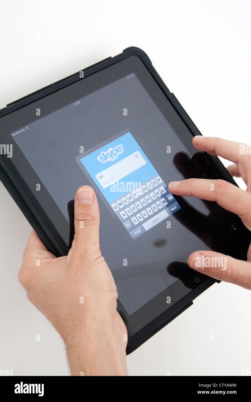 Ipad login screen hi-res stock photography and images - Alamy