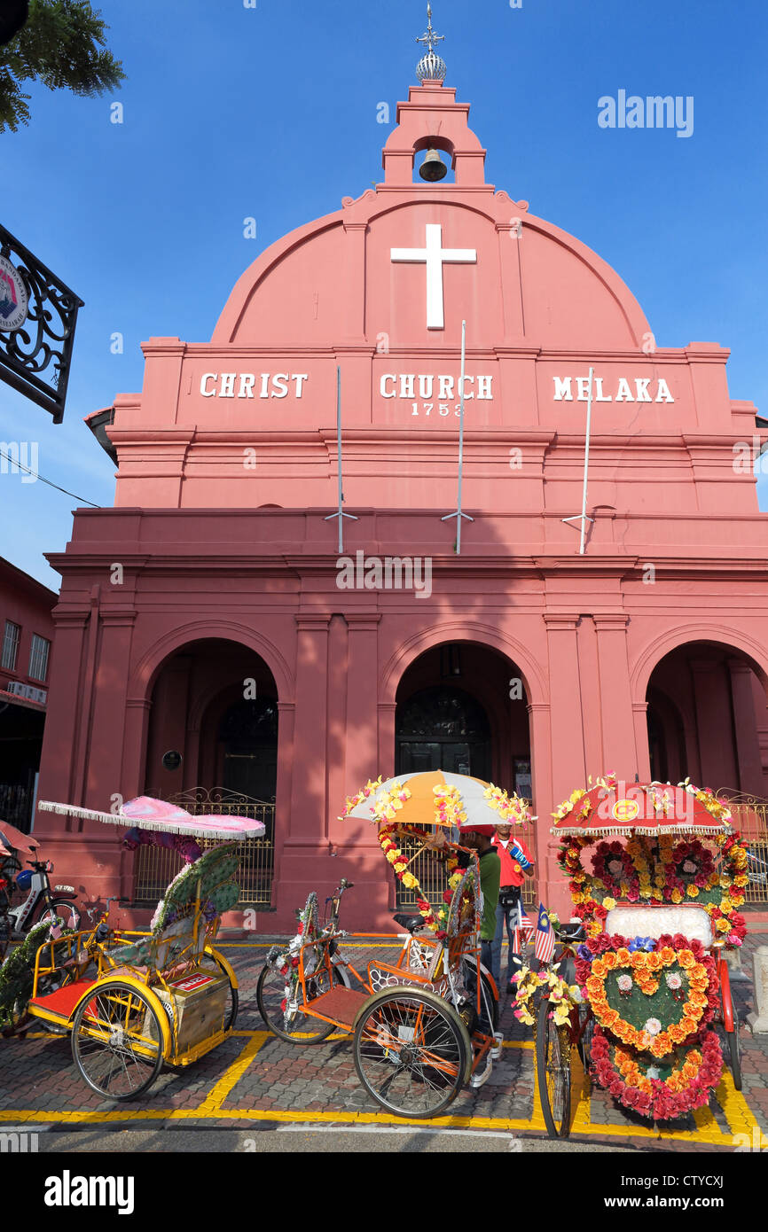 Colorful rickshaw hi-res stock photography and images - Alamy