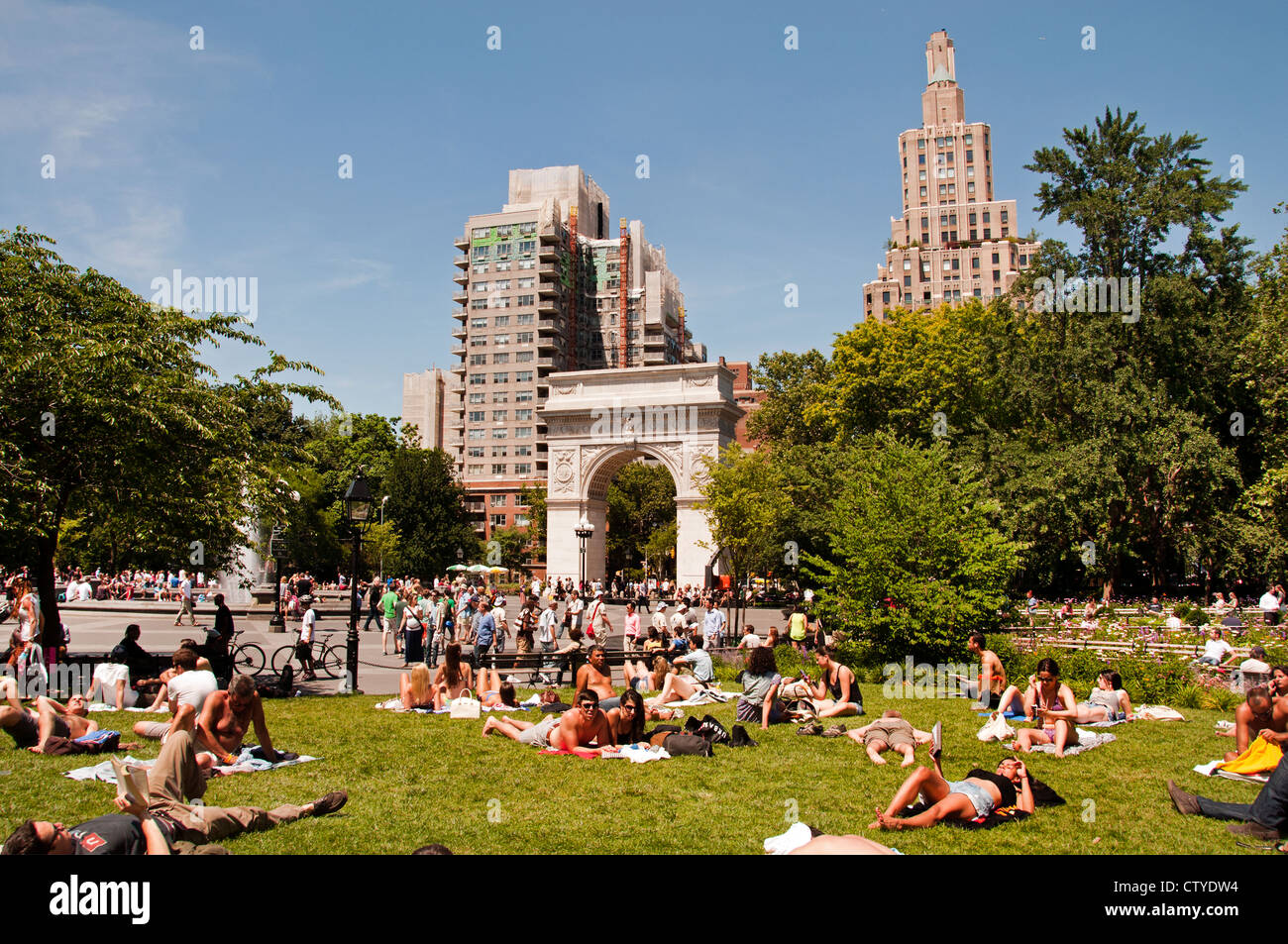 Washington Square Park West Village ( Greenwich ) Manhattan New York ...