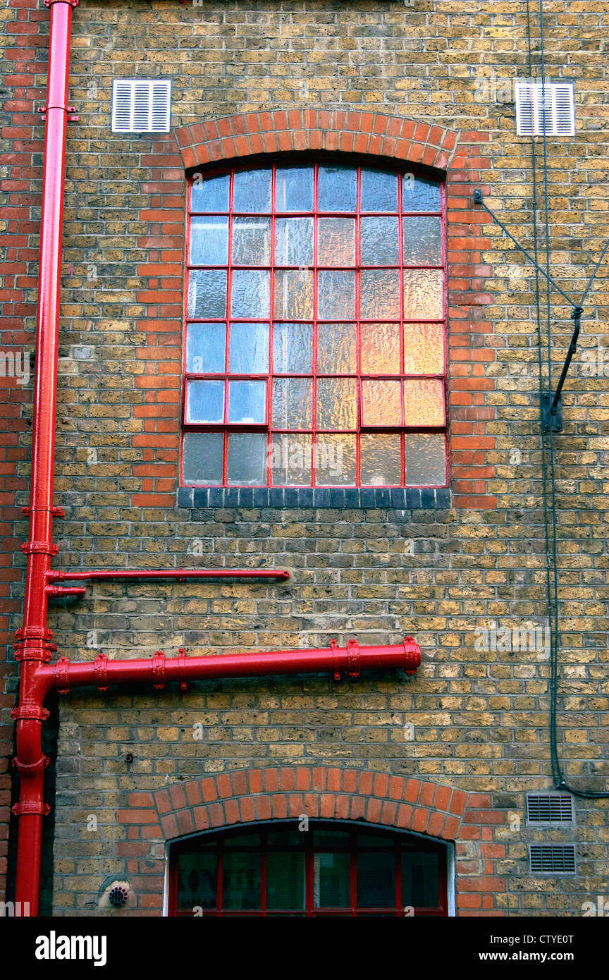 Victorian Warehouses Stock Photos & Victorian Warehouses Stock Images ...