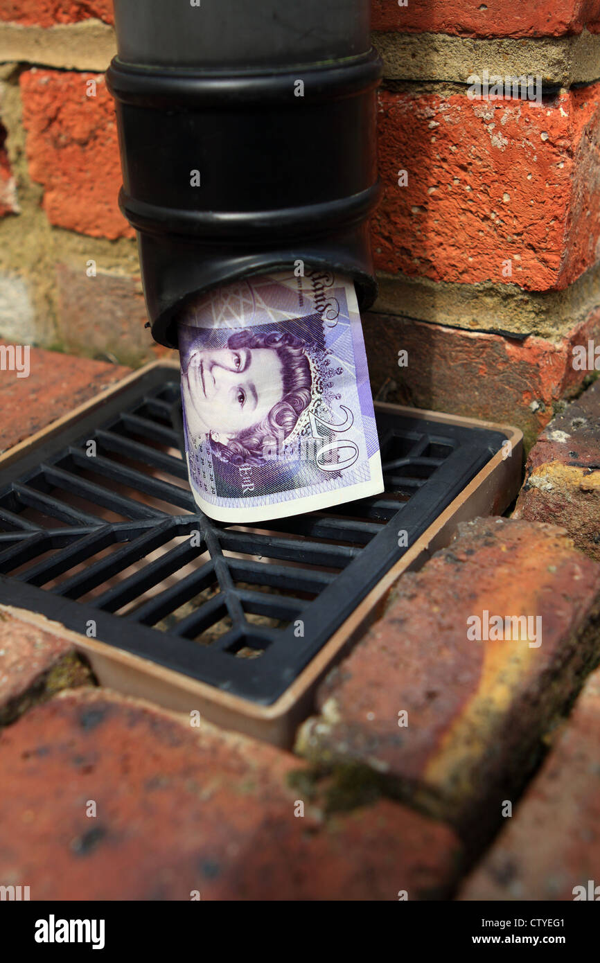 English notes falling hi-res stock photography and images - Alamy