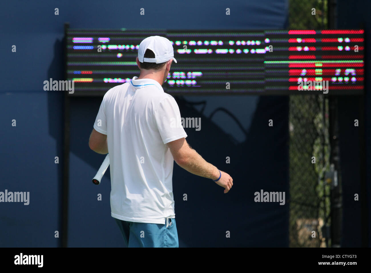 back tennis player scoreboard Stock Photo - Alamy