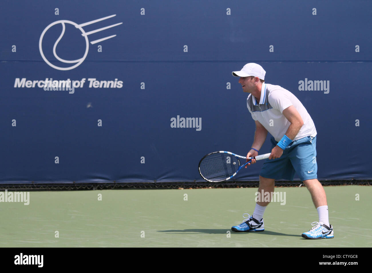 man tennis ready position Stock Photo - Alamy