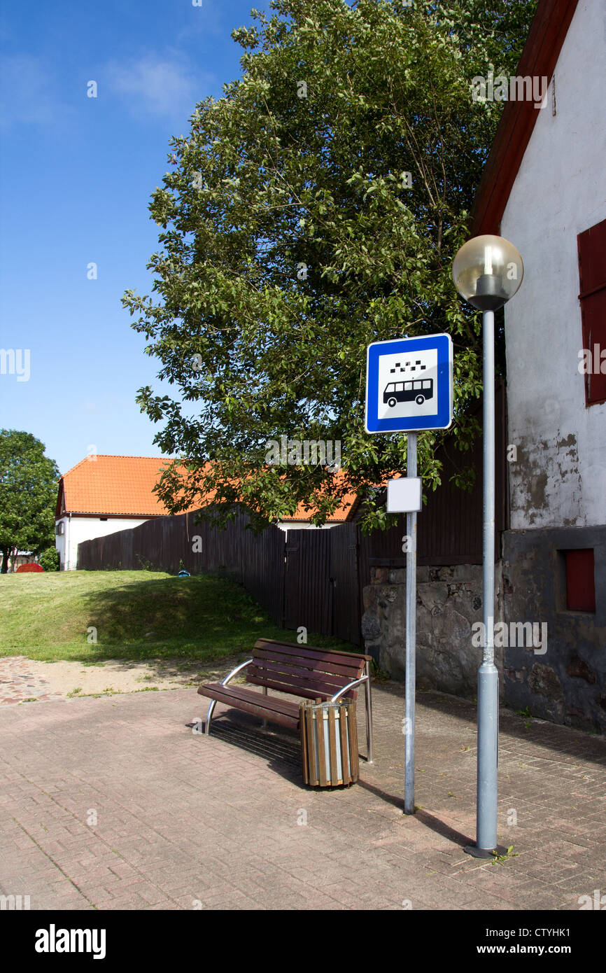 Empty bus stop hi-res stock photography and images - Alamy