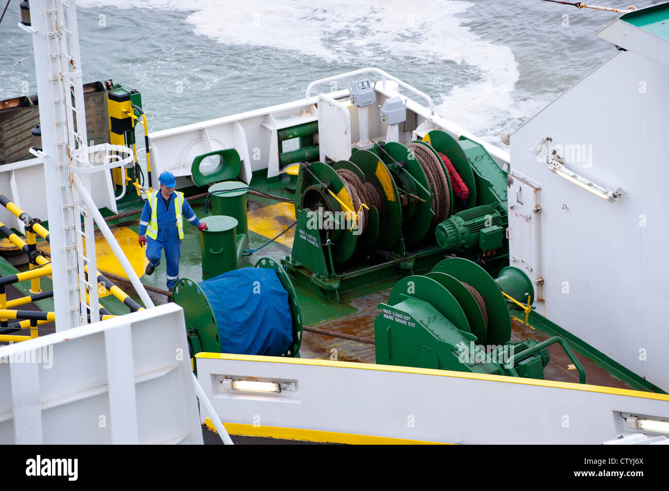 Rope ferry hi-res stock photography and images - Alamy