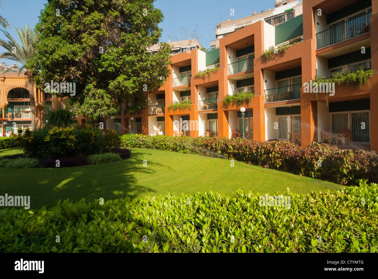 Marriott hotel cairo egypt hi-res stock photography and images - Alamy