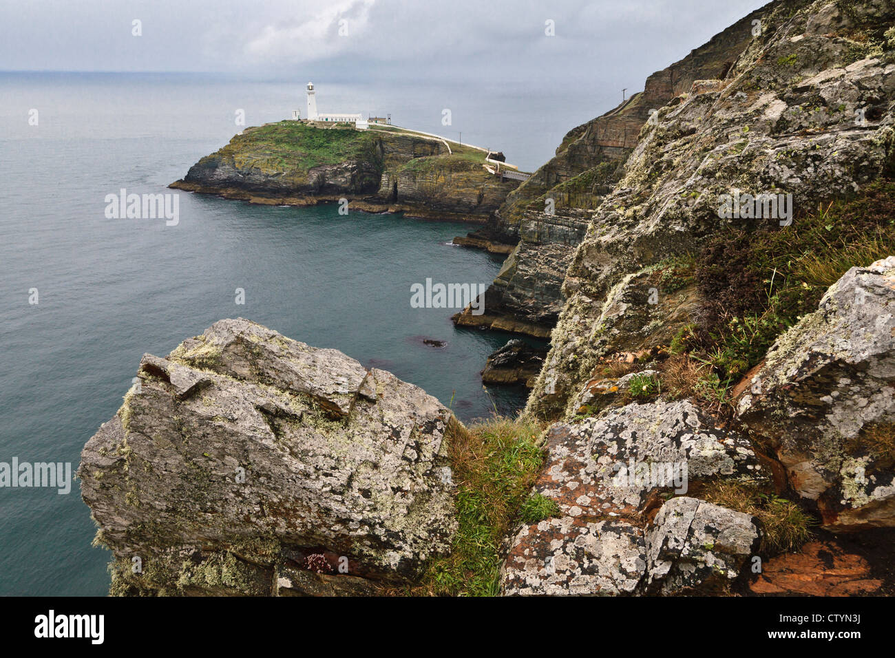 Isle of anglesey coastal path route hi-res stock photography and images ...