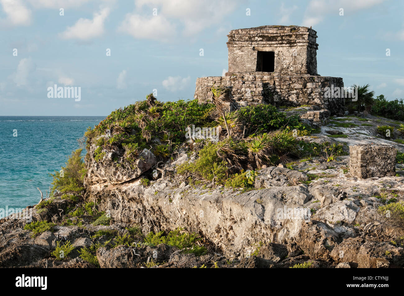 Templo del Dios Viento, Temple of the Wind, Tulum Maya archaeological ...